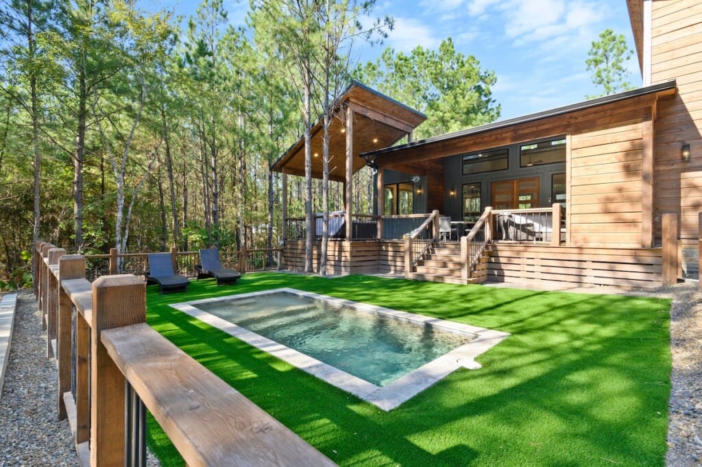 Broken Bow Cabins With Pool | Broken Bow, Oklahoma