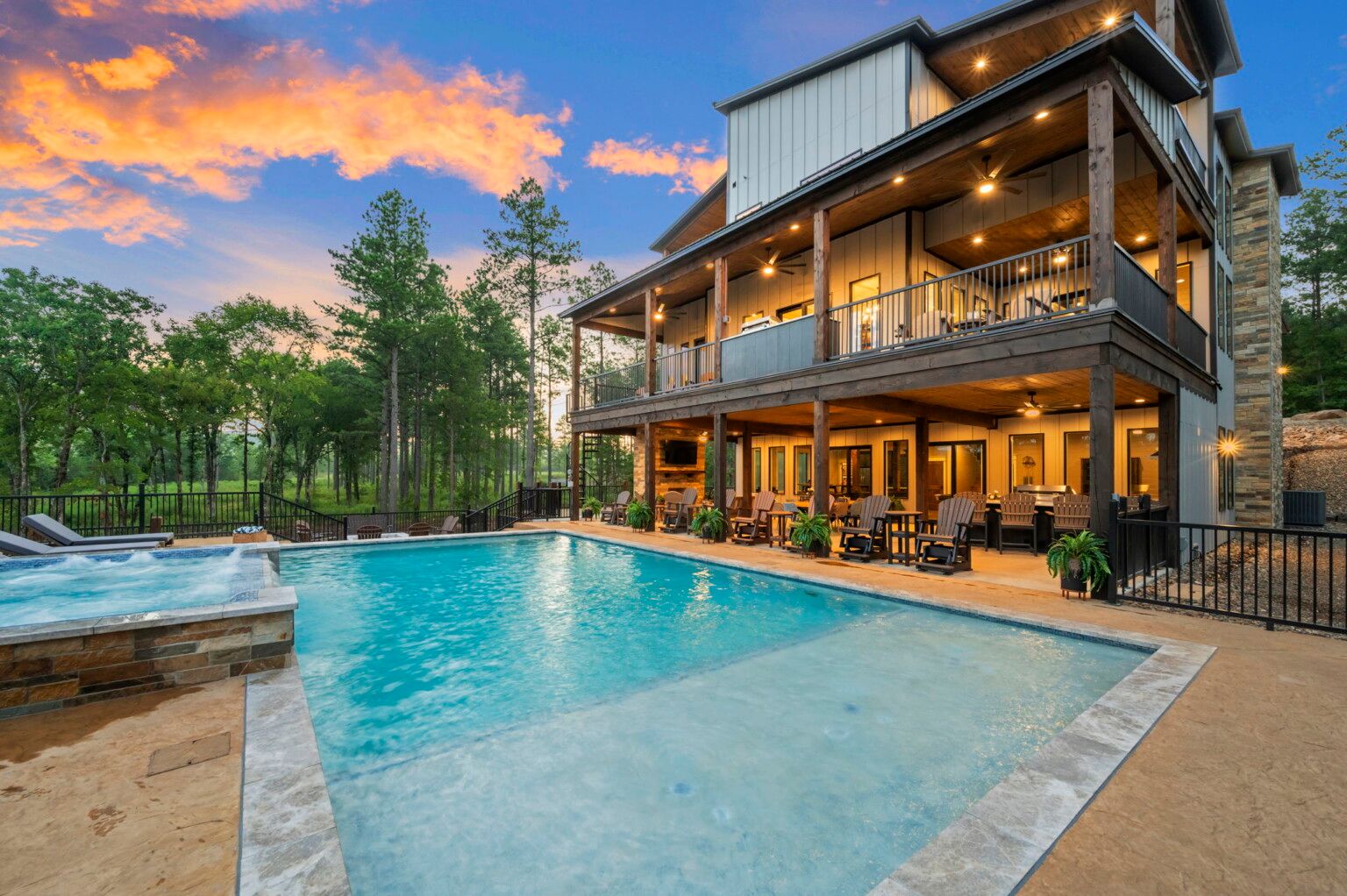 Broken Bow Cabins With Pool | Broken Bow, Oklahoma